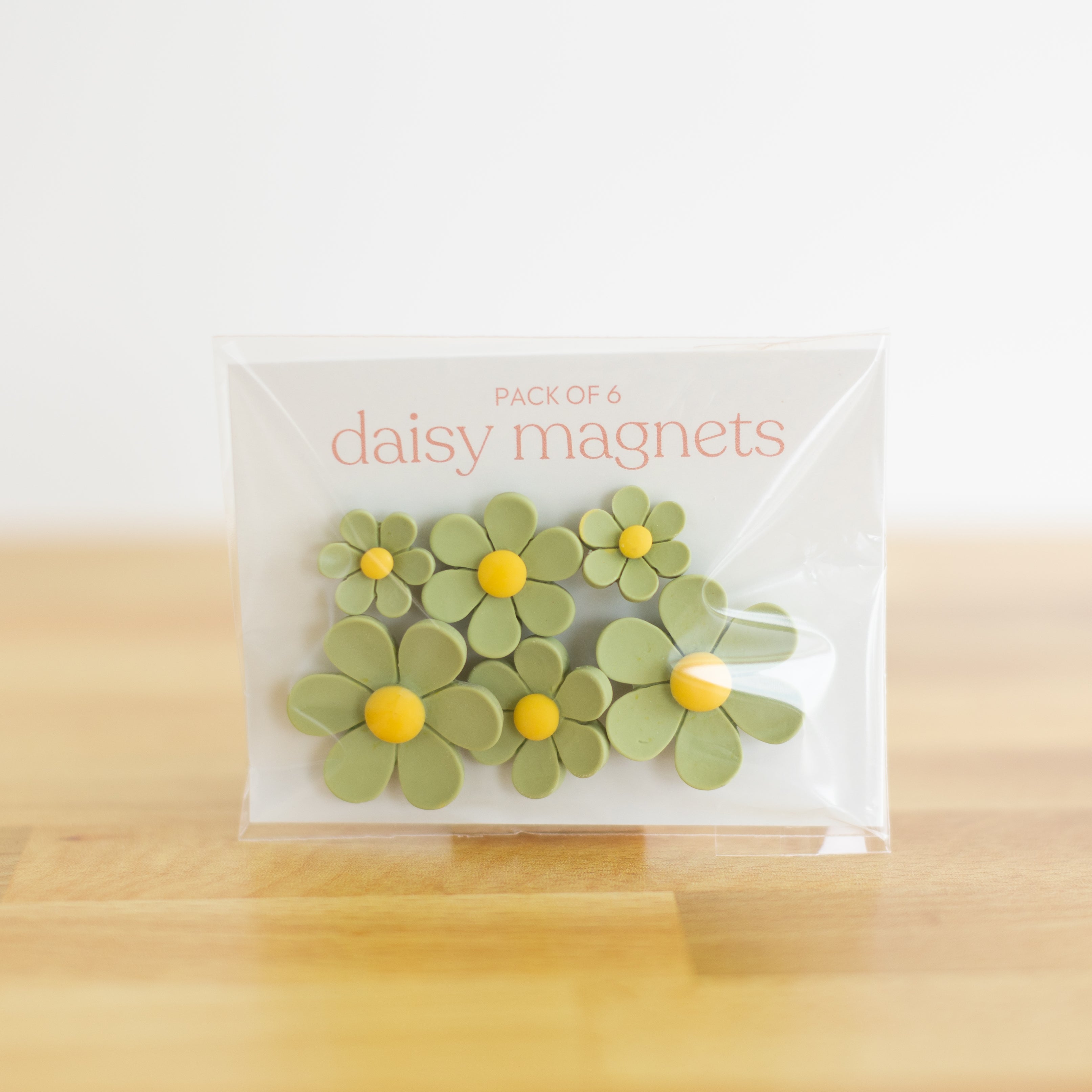 Pack of 6 Daisy Magnets – Elyse Breanne Design